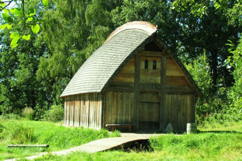 Home | Land of Beowulf